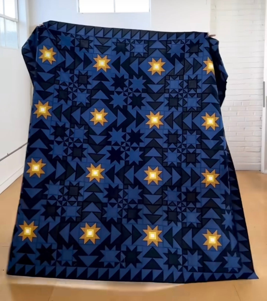 Everett Star Midnight Quilt Kit Throw Size – HandmadeIsHeartmade